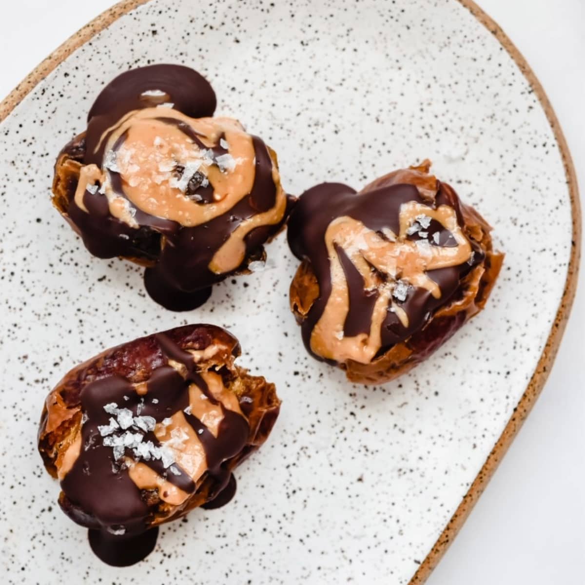 Easy Snickers Date Recipe - Easy Eats Dietitian